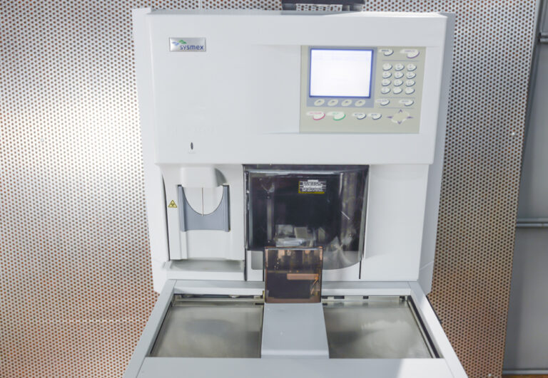 Sysmex Corporation XE-2100 Automated Hematology Analyzer - Pinnacle ...