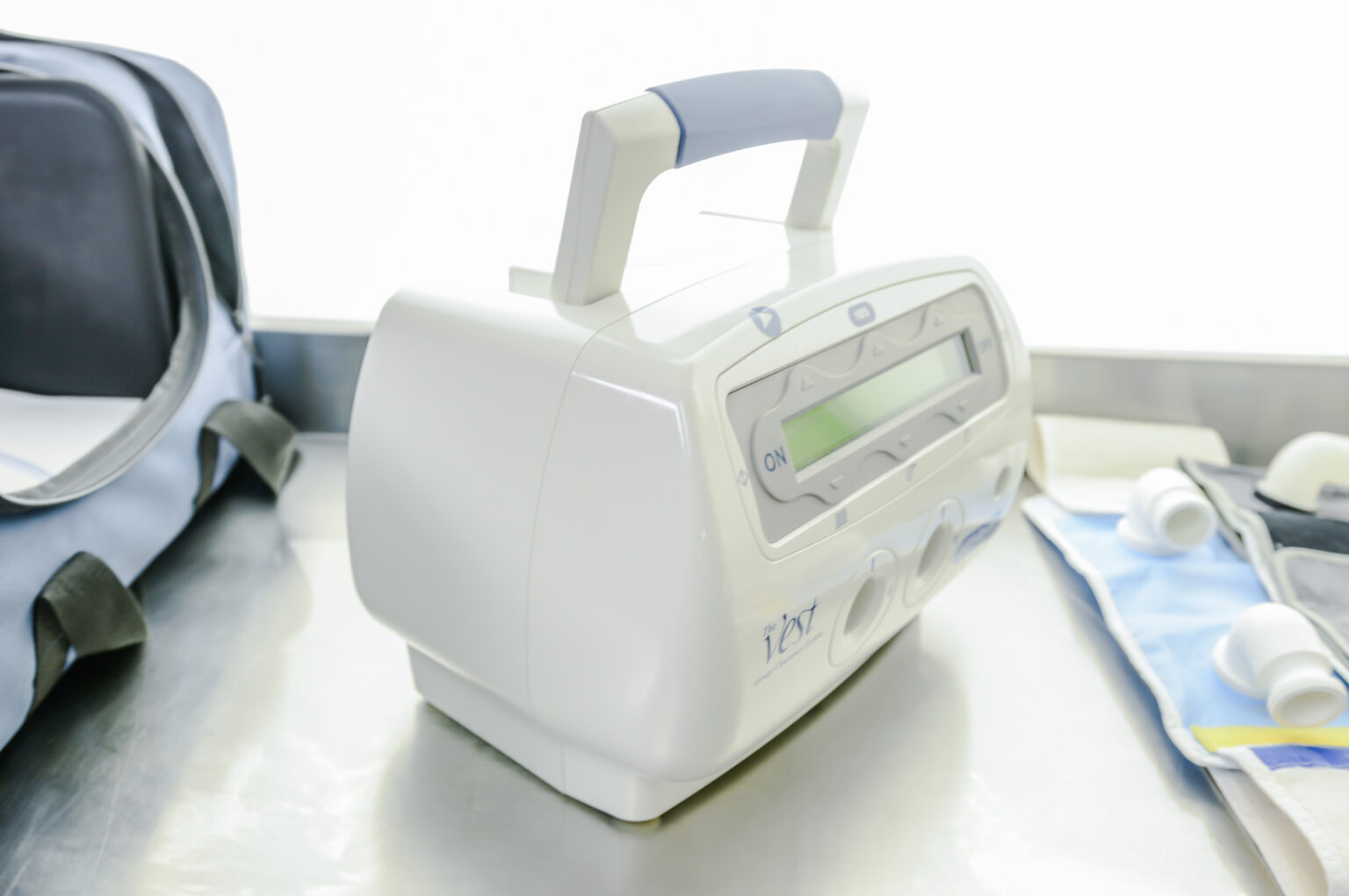 Hill-Rom 105 The Vest Airway Clearance System 10500 37.5 Hours ...