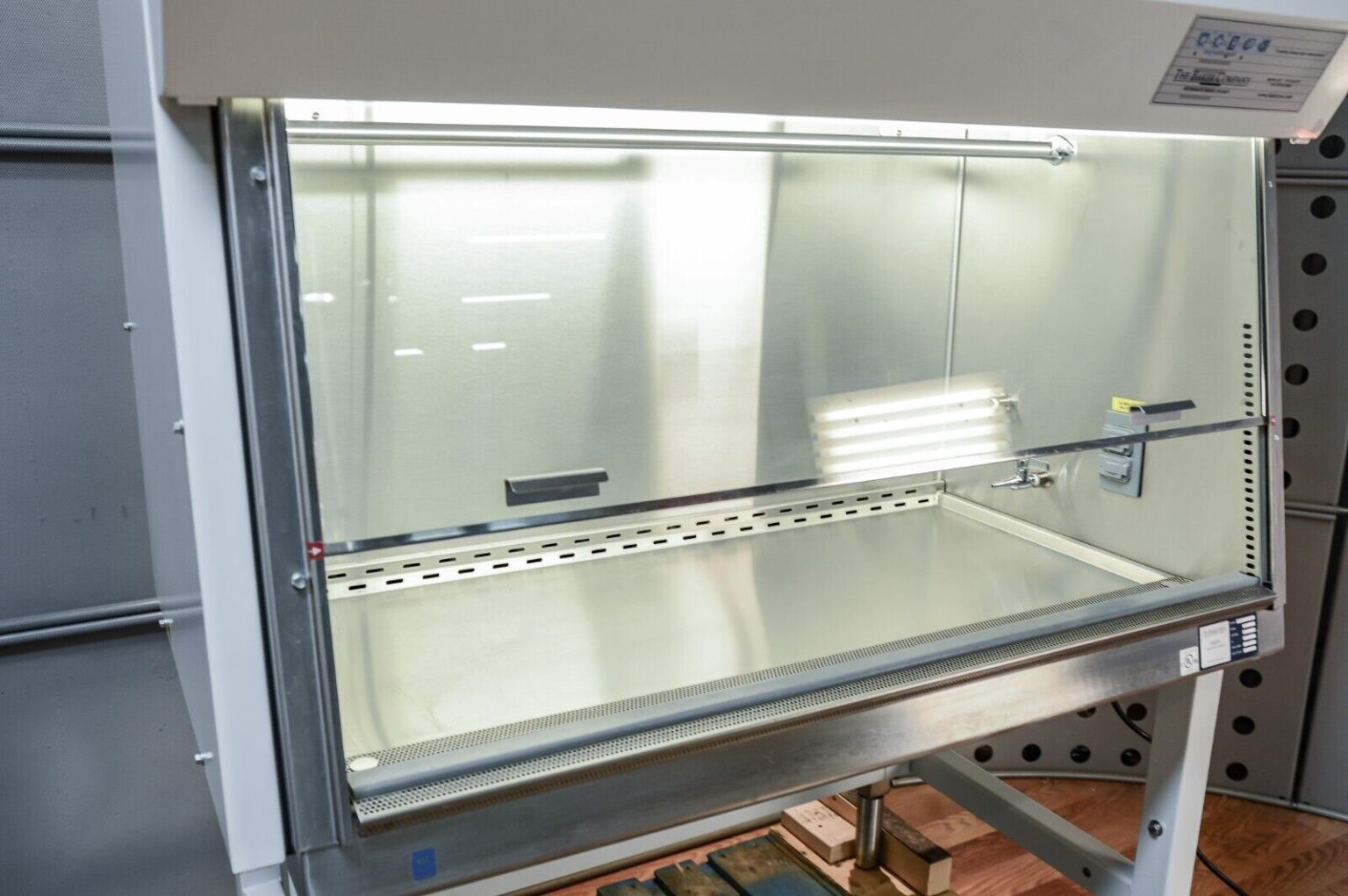 2008 Baker SG403A-TX (Total Exhaust) SterilCHEMgard III Advance ...