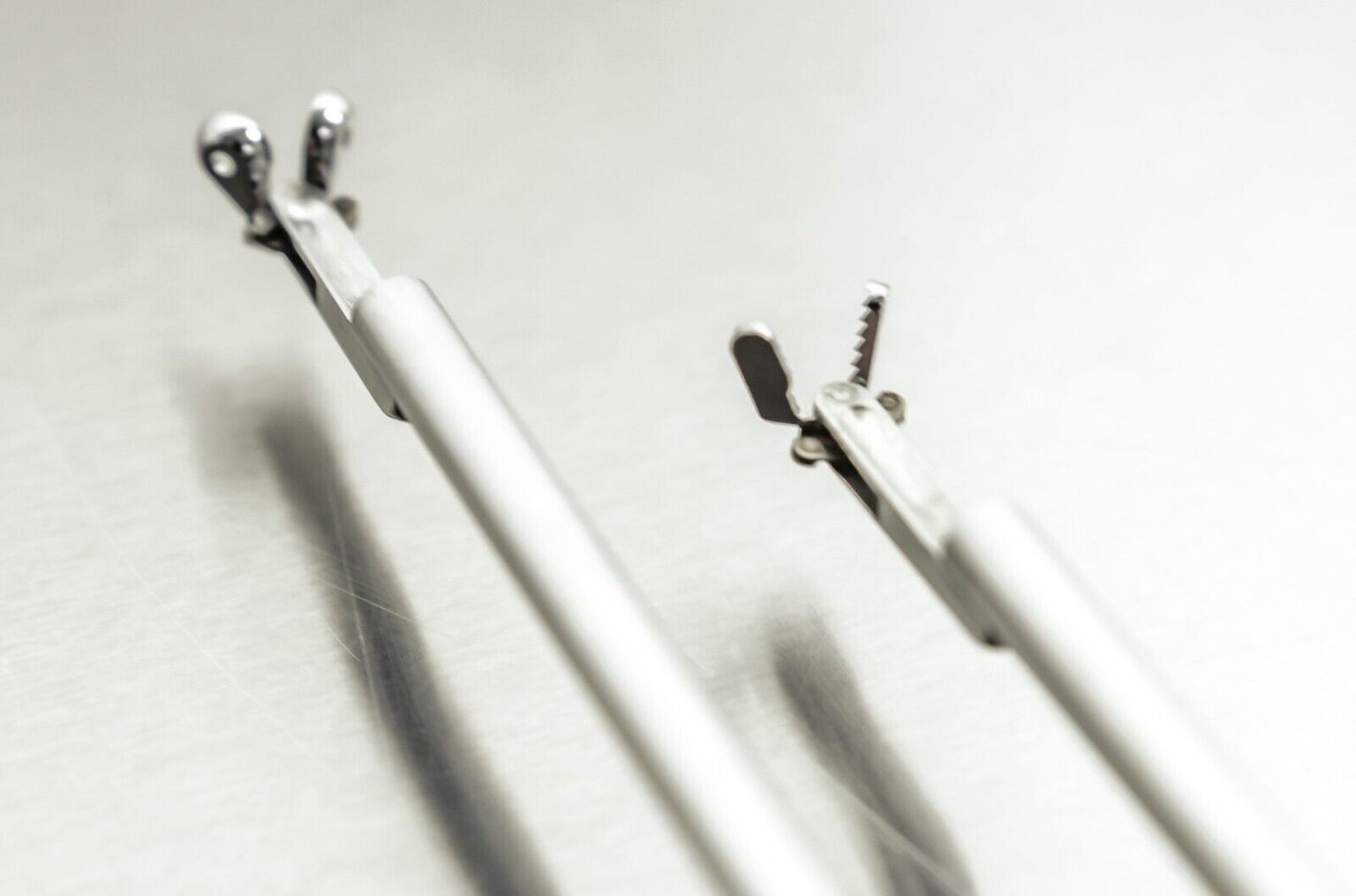 ACMI Circon Rigid Optical E8213 Cup Tearing & E8215 Grasping Forceps ...