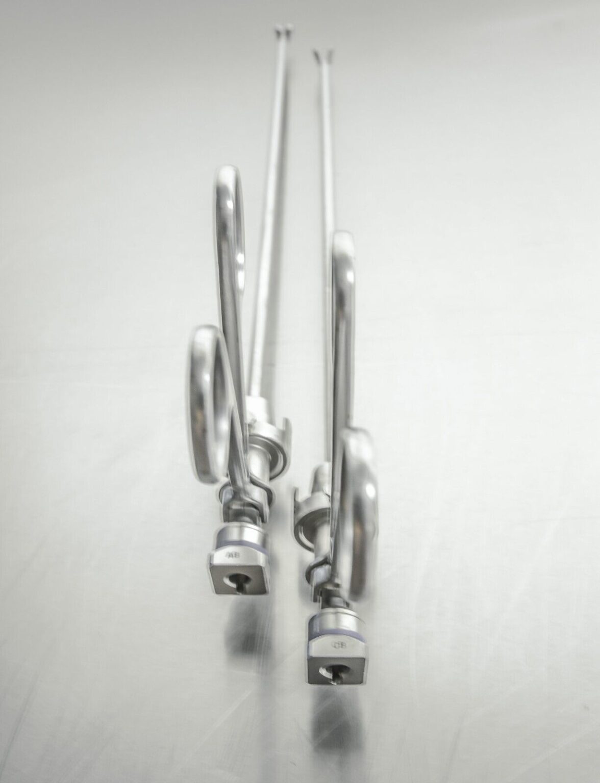 ACMI Circon Rigid Optical E8213 Cup Tearing & E8215 Grasping Forceps ...