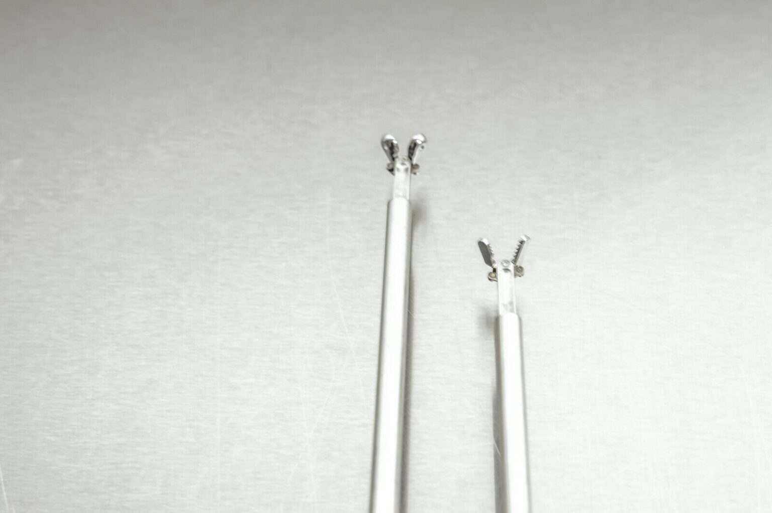 ACMI Circon Rigid Optical E8213 Cup Tearing & E8215 Grasping Forceps ...