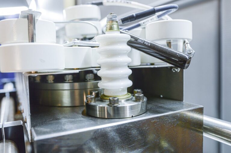 MKS Instruments Chamber - Pinnacle Medical Equipment