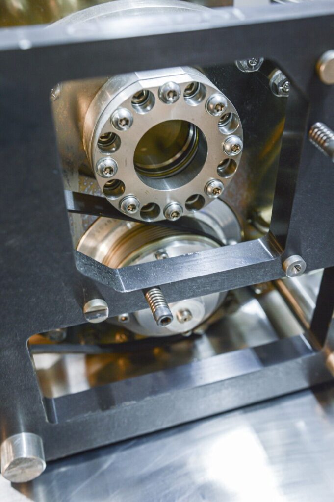 MKS Instruments Chamber - Pinnacle Medical Equipment