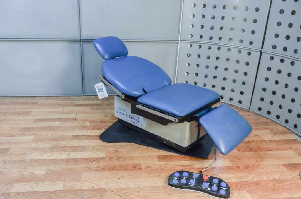 Martin Power Exam Chair w/ Trendelenburg Exam Table Barrier Free Foot ...