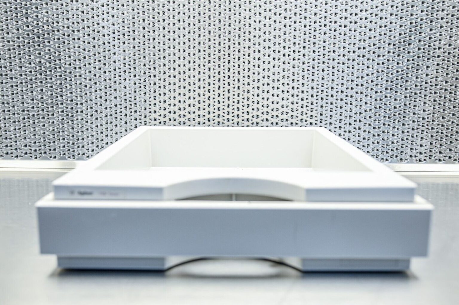 HP / Agilent 1100 Series HPLC Solvent Bottle Tray - Pinnacle Medical ...