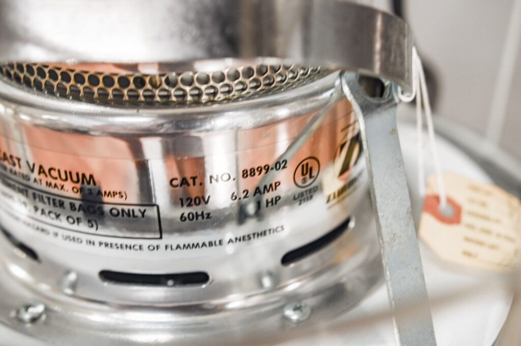 Zimmer 8899-02 Cast Vacuum & Cast Saw 8909-01 w/ Accessories - Pinnacle ...