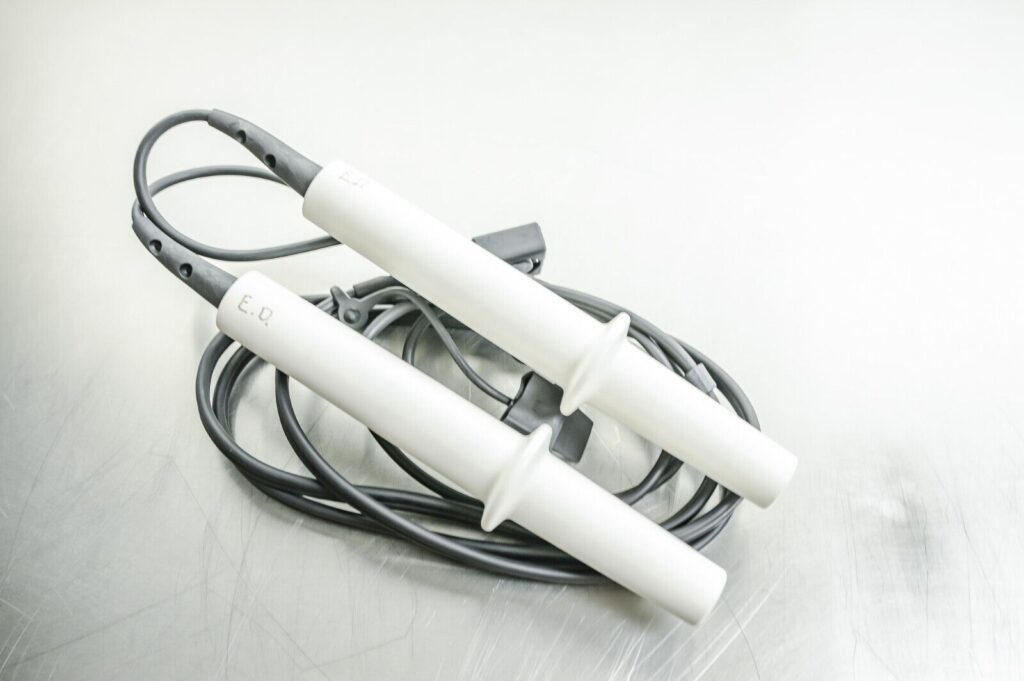 Zoll 8011-0501 Autoclavable Handle Assembly W/ Switch - Pinnacle ...