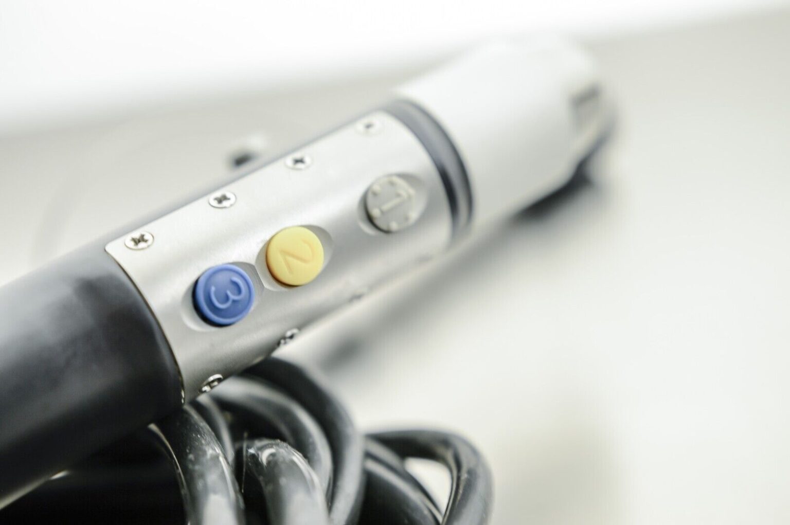 Stryker 12k Arthroscopy Shaver 272-704-500 Handpiece - Pinnacle Medical ...