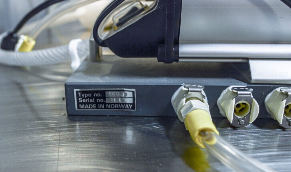 Skatron Combi Cell Harvester w/ Waste Reservoir, Pump & Filter Punch ...