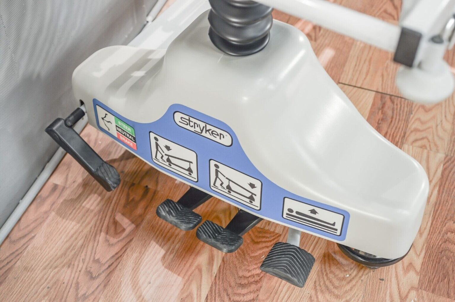 Stryker 1080 Fluoroscopy Stretcher w/ Free Freight Shipping - Pinnacle ...