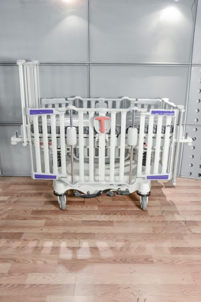 Stryker CUB Pediatric Crib FL19h Stretcher - Pinnacle Medical Equipment