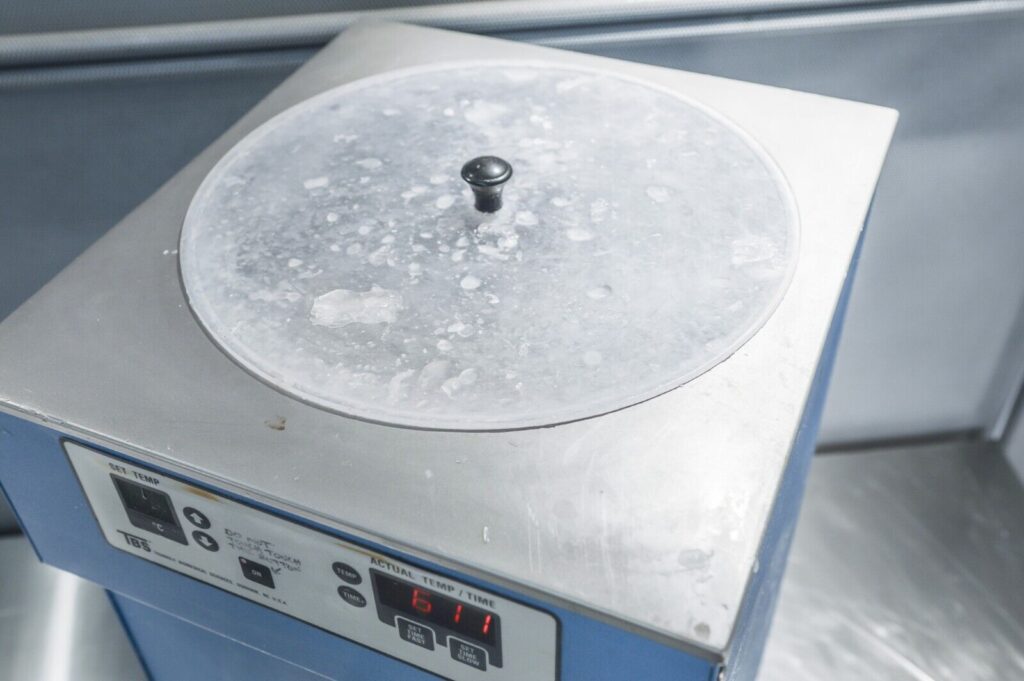 TBS Triangle Biomedical Sciences Paraffin Wax Dispenser H-PD 2 GALLON ...