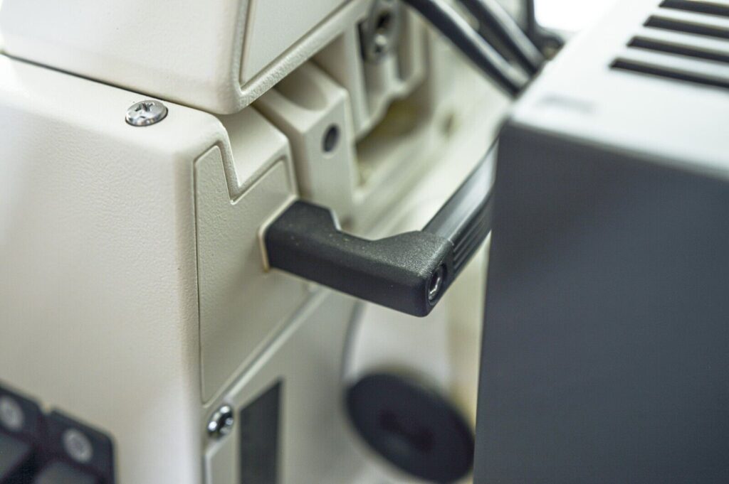 Carl Zeiss Axiovert 200M w/ HBO 100, AxioCam HRC, PLAN APOCHROMAT, EC ...