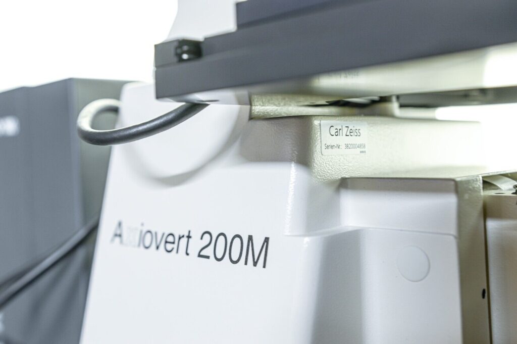 Carl Zeiss Axiovert 200M w/ HBO 100, AxioCam HRC, PLAN APOCHROMAT, EC ...