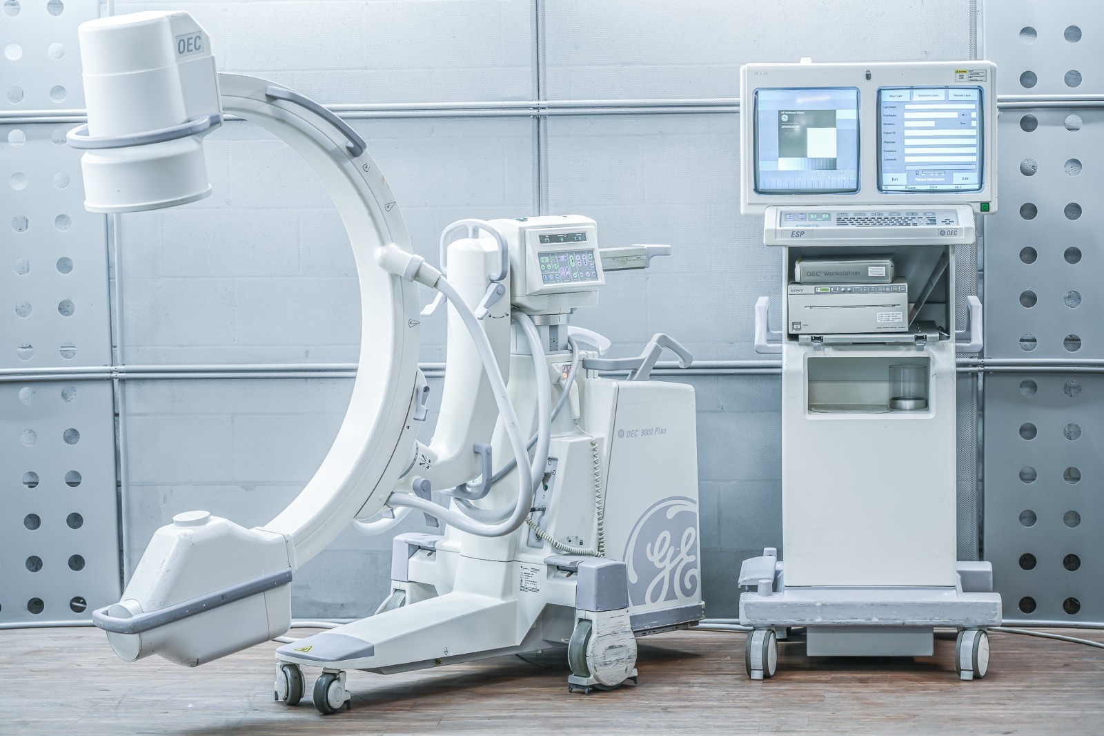 GE OEC 9800 PLUS Mobile C-Arm System 1K x 1K Digital Imaging ESP ...