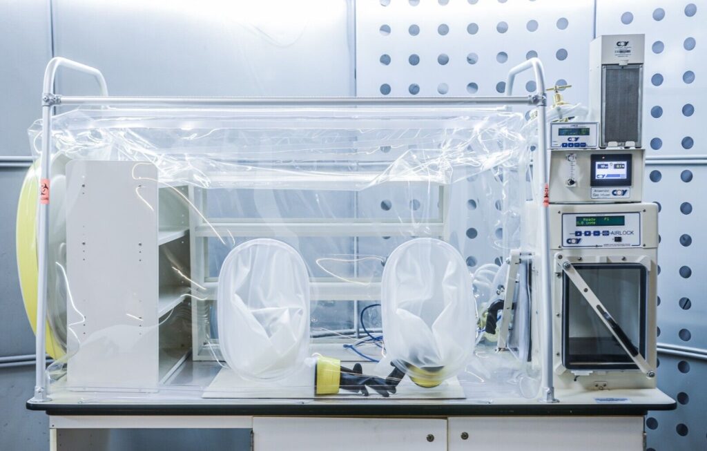 NEW Coy Anaerobic Gas Infuser Chamber Glove Box Airlock CAM-12 AC17-158 ...