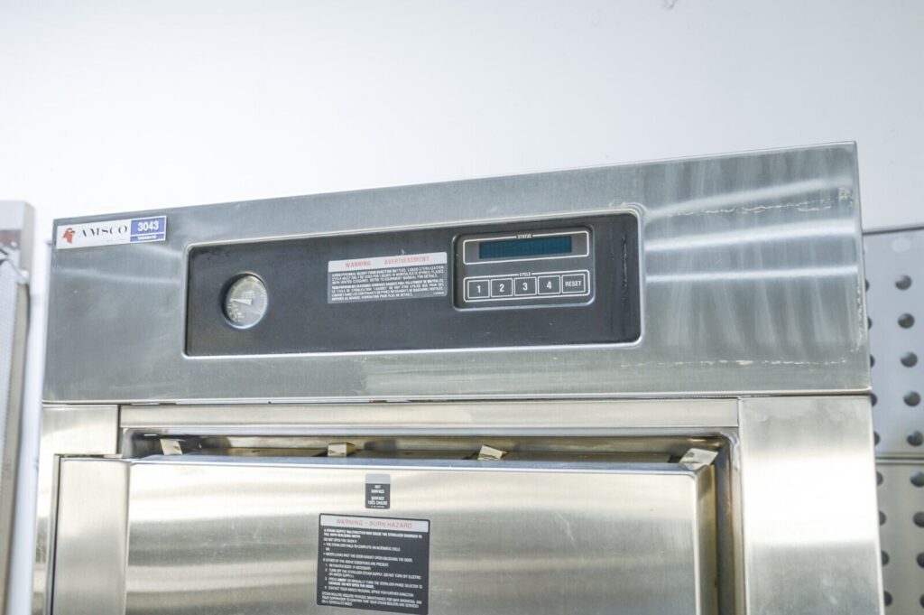 Steris Amsco Stage 3 3043 Vacmatic 60" Chamber Sterilizer E3043-1 ...