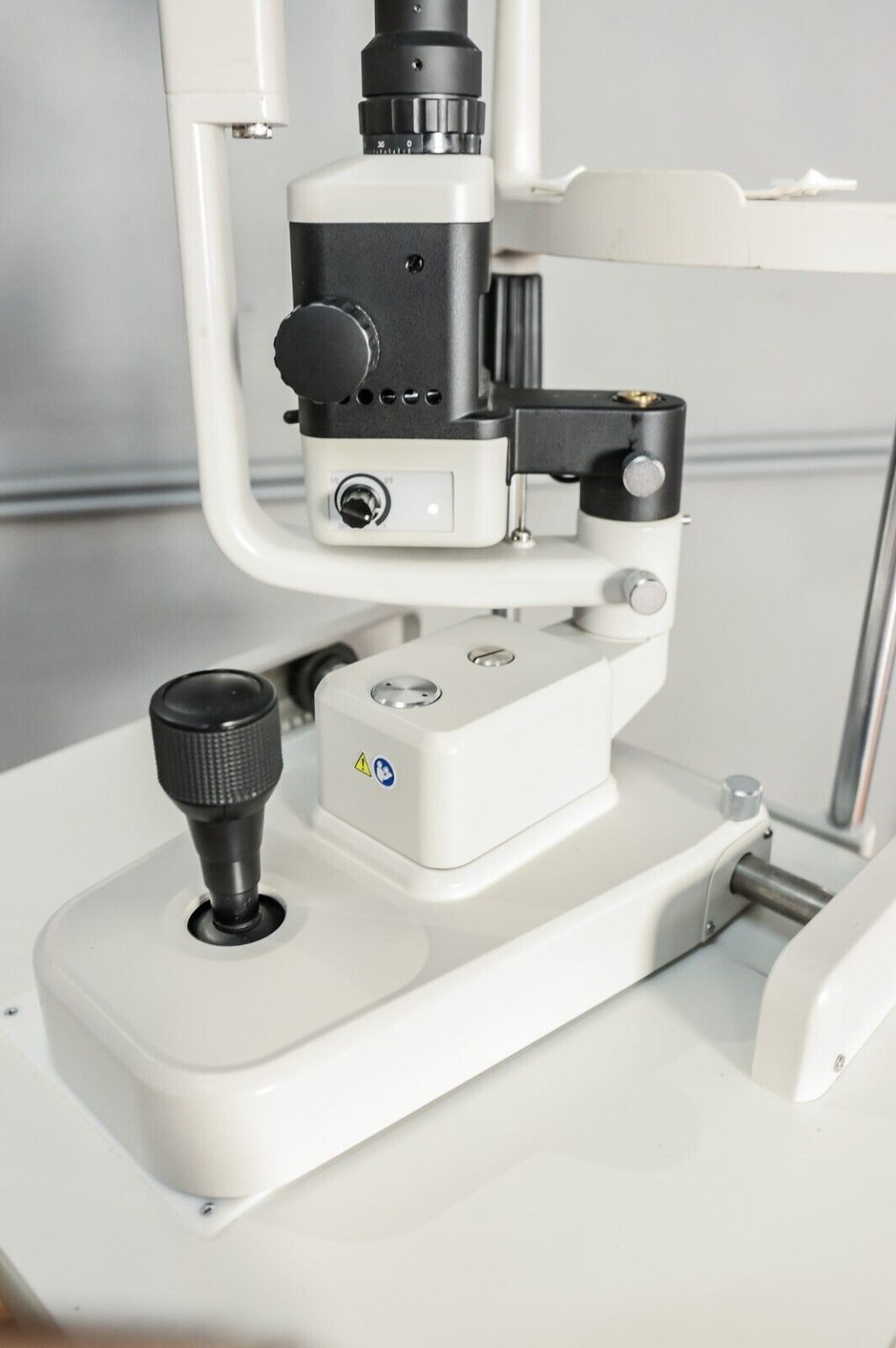 Topcon SL-2G Magnifying Slit Lamp Fluorescent LED - SL 2G w/ Cline ...