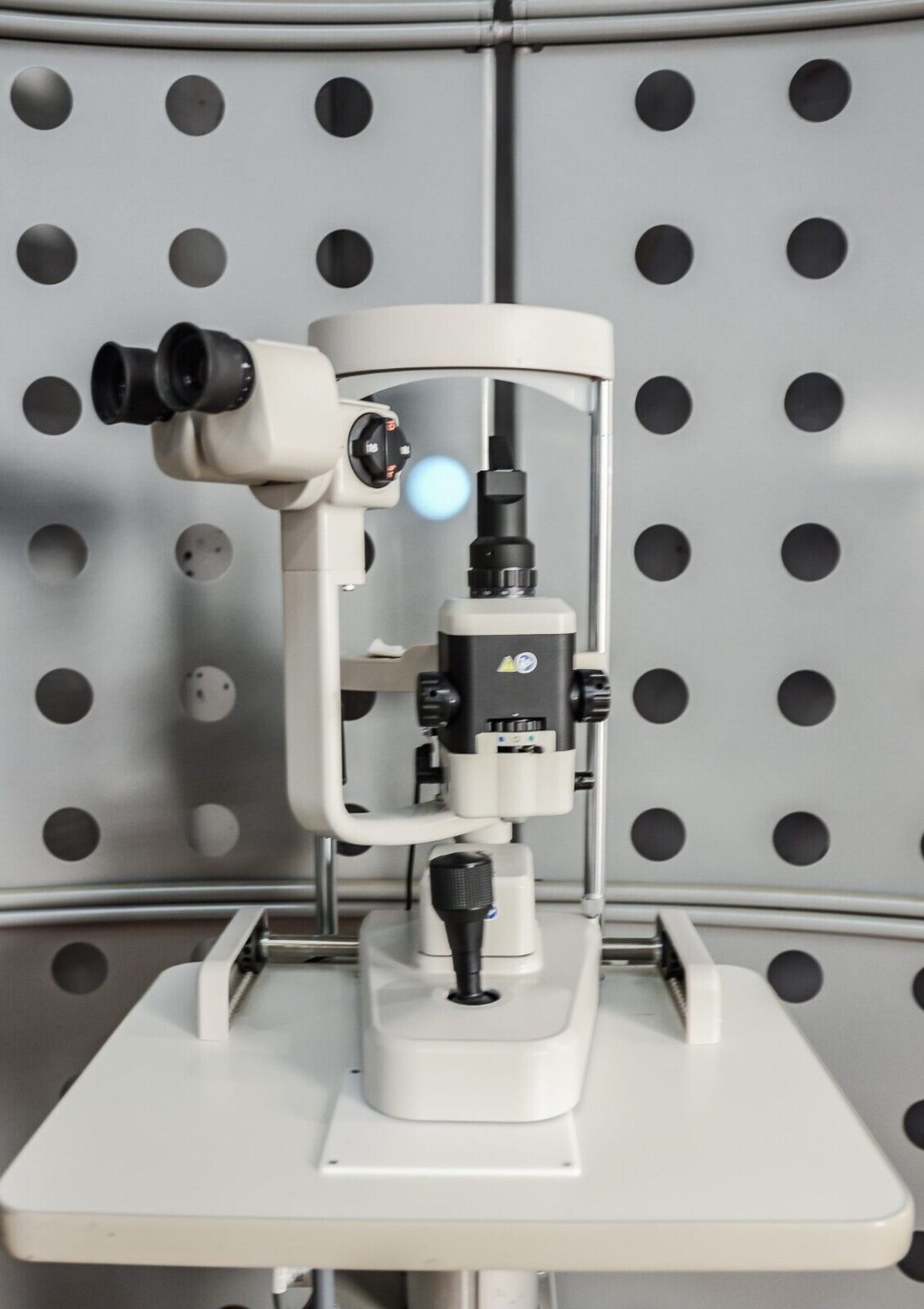 Topcon SL-2G Magnifying Slit Lamp Fluorescent LED - SL 2G w/ Cline ...